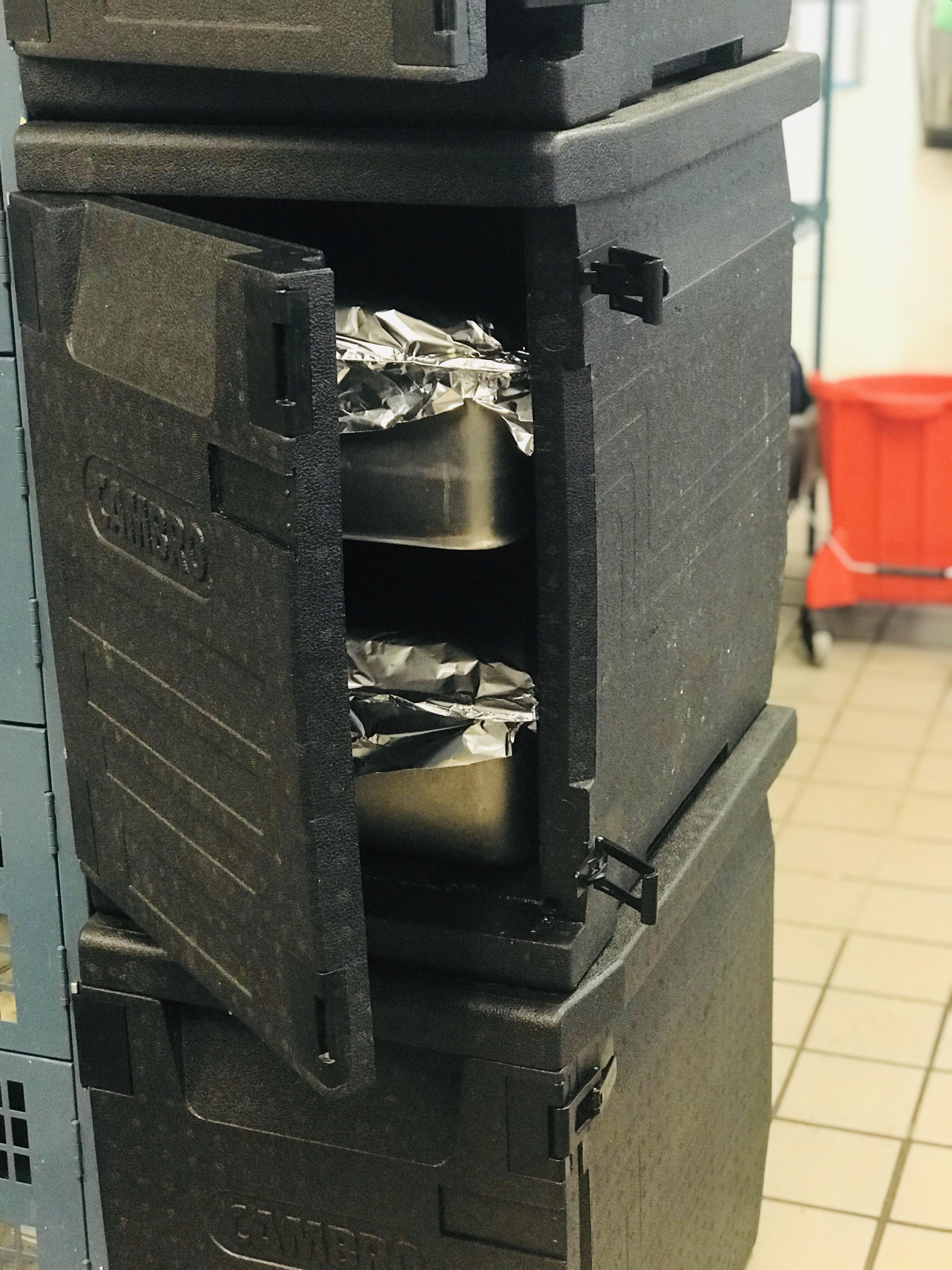 St. Louis Staple Gioia’s Deli Relies on Cambro GoBoxes to Hold Famous ...