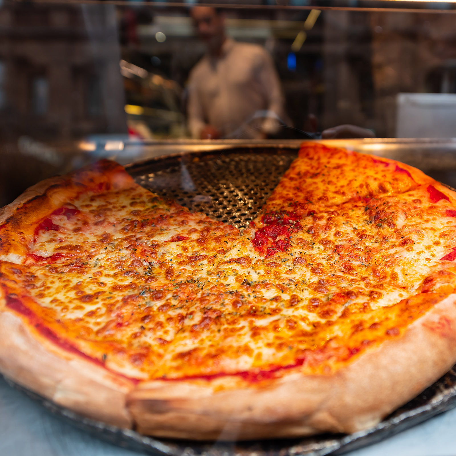 Everything but the Pizza: 6 Must-Haves for Every Pizzeria - the CAMBRO blog
